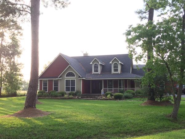 Maple Creek Bed & Breakfast--whole House/pool, 5+ Acres, Wedding Venues Nearby - The Woodlands, TX