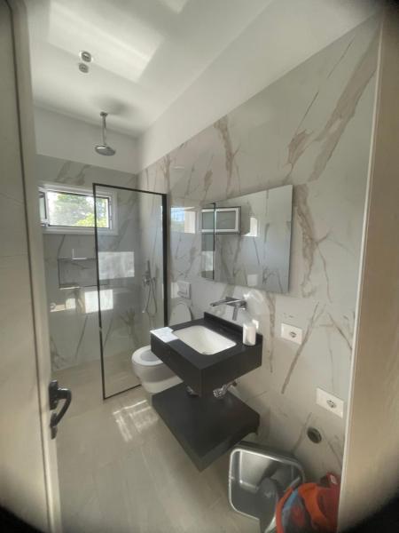 Rajan Rooms - Valona