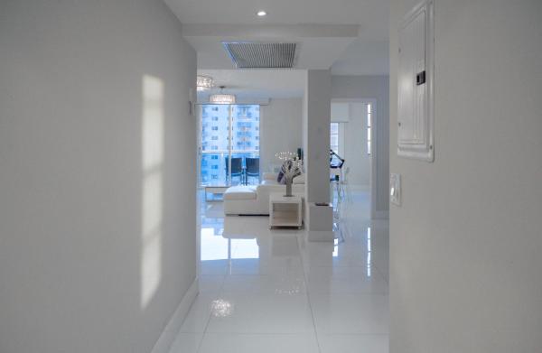 Ocean Reserve Comfortable Vacation Apartment - 00388 - Miami Shores, FL