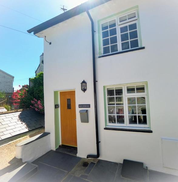 Charming Seaside Fisherman's Cottage Sleeps Two - Aberdovey