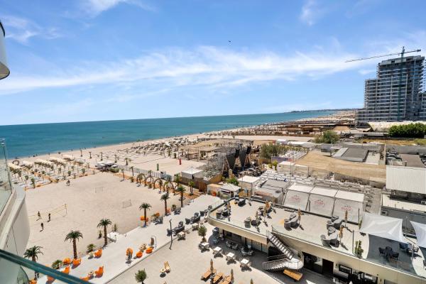 First Residence & Parking - Constanța