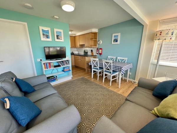Beach Cottage 19, Peaceful Seaside Retreat - Instow