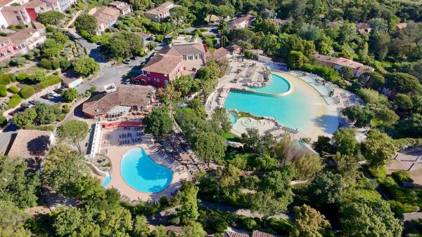 Appartement Cosy, Jardin, Piscines - Cogolin