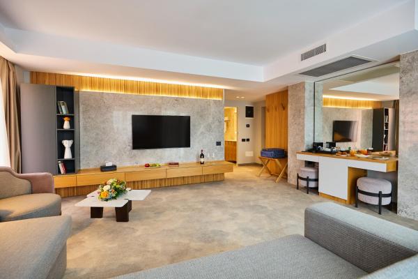 One Hotel - Straja