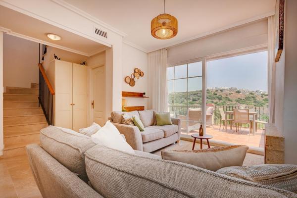 Sunrise Hill Penthouse In Casares - Casares