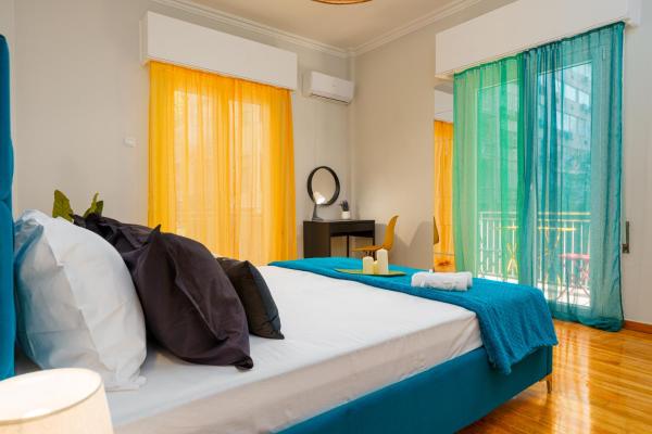 Rebel's Rest - 4br Apartment - Athens
