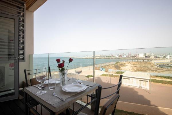 Studio Prestige Avec Terrasse Sur La Marina - Casablanca