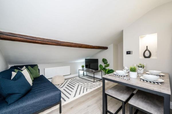 Two Apartments In One , City Centre, Sleeps 11! - Liverpool