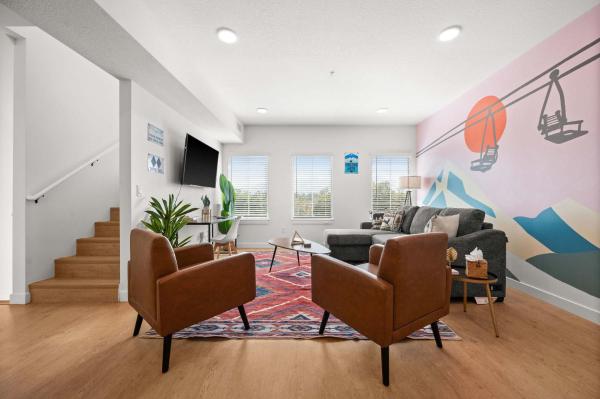 Cozy Ski Lodge 2br 2ba Rooftop Garage - Salt Lake City, UT