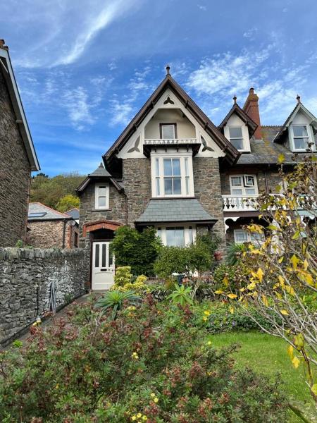 Gable Lodge Guest House - Lynton