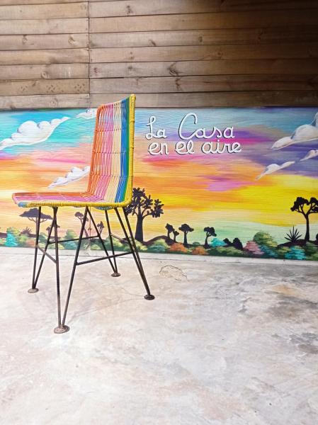 La Casa En El Aire - Colombia