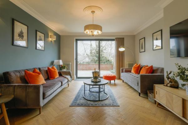 Luxury 3-bed Apartment - Spacious, Stylish Stay - Filton