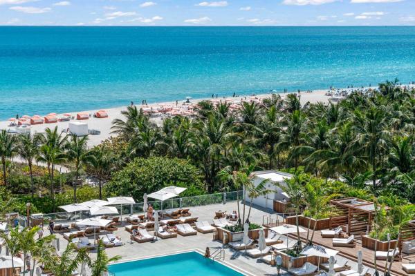 Oasis On The Beach - For 4 - Miami Beach, FL