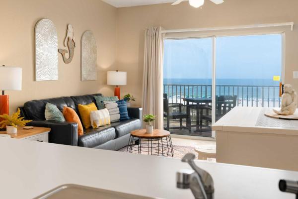 Cozy Beachfront Condo - Sauna Pools & Views - Orange Beach, AL