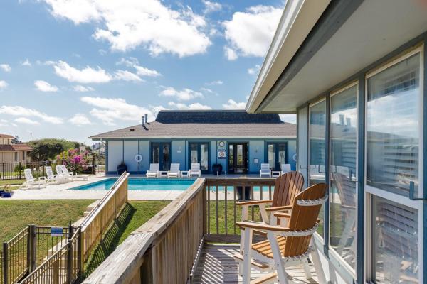 Ocean Views - Sleeps 6 Resort Pool - Corpus Christi, TX
