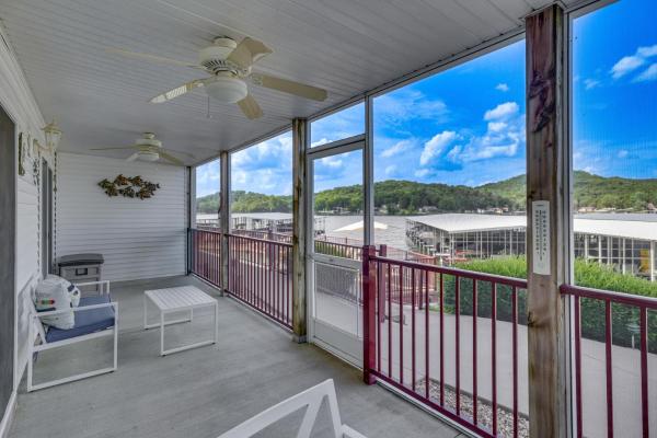 Lake Of The Ozarks Condo With Pool In Camdenton - United States
