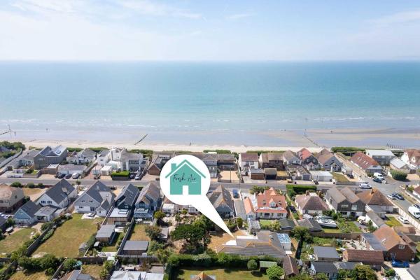 3-bed Beach Bungalow & Garden 150m To Sea - Bracklesham Bay