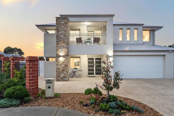 Spacious Stay Near Karrinyup - Stirling