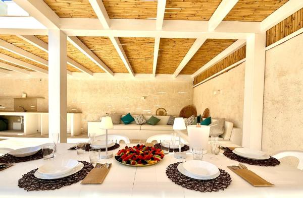 Villa Malibu' A 50 Mt Dal Mare - Maruggio