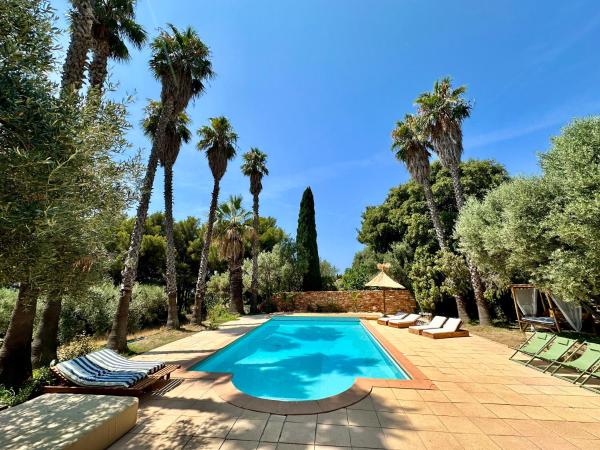 Villa Esden & Adjoined Outbuilding - Sea View, Swimming Pool, Air Conditioning, Absolute Calm, 5000 M2 Land - La Ciotat