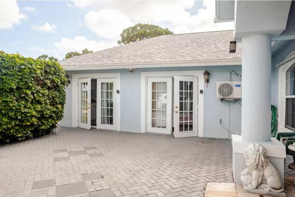 Mini Apartment - Vero Beach, FL