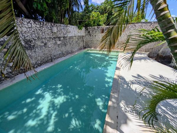 Casa Kiiwik - Luxury Property With A Private Outdoor Pool And Parking In Central Merida - Mérida