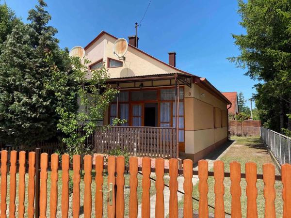 Holiday Home In Balatonmariafürdo 19477 - Balatonmáriafürdő