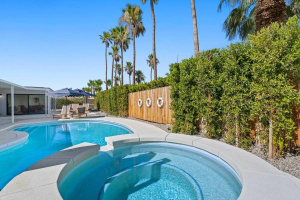 Aurora Oasis - Stylish 4 Bdr - Palm Springs, CA