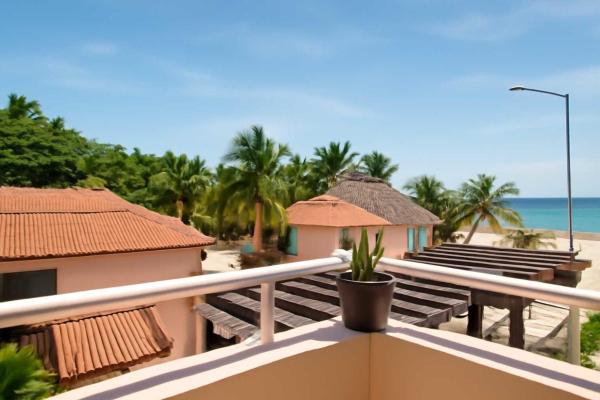 Beachfront 2br Condo In Playa I Steps To 5th Ave! - Playa del Carmen