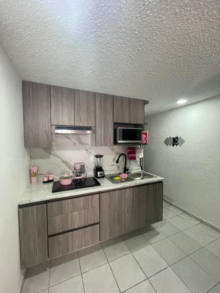 Nuevo Alojamiento Pinar De La Calma Casa Renovada Dentro Del Periferico Excelente Ubicacion A Tan Solo 5 Minutos Del Iteso Tecmilenio Uvm Parque Industrial Tecnologico Ii - Zapopan