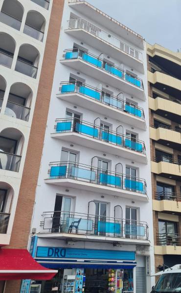 Hostal Blanc Lloret - Lloret de Mar