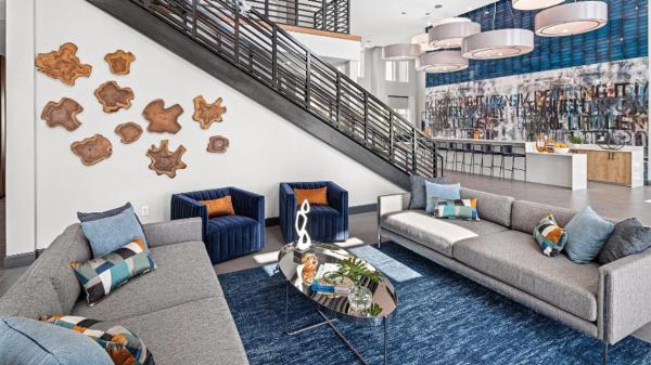 Landing Apartments Orlando - Universal - Amway Center