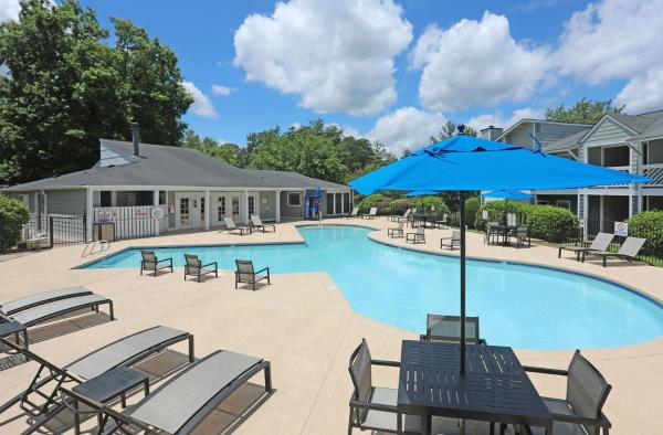 Landing At Northcliffe Forest - Winston-salem - Winston-Salem, NC