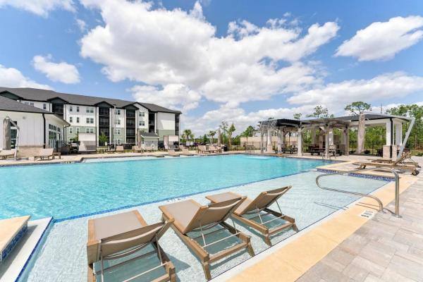 Landing At The Hendry - Fort Myers - Fort Myers, FL