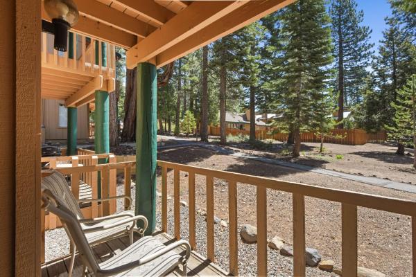 Kings Run Retreat Patio - Lake Tahoe