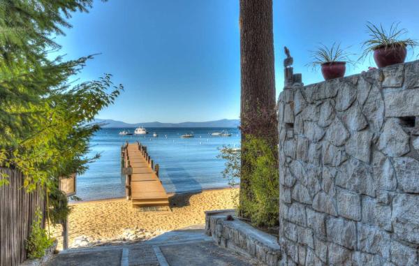 Zephyr Cove Cabin - Walk To Lake & Beach - Nevada