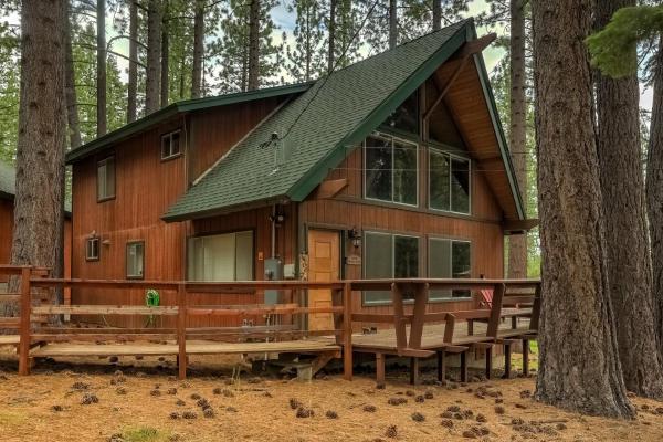 Woodland Escape - Cute Little Cabin In The Woods - South Lake Tahoe, CA