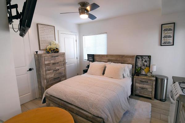 Urban Oasis - Los Angeles, CA