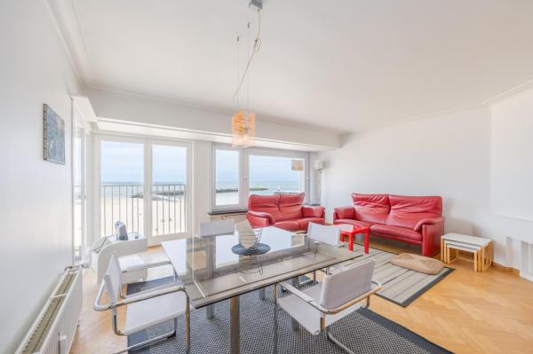Lecomte - The Shoreline Getaway 182 - Ostende