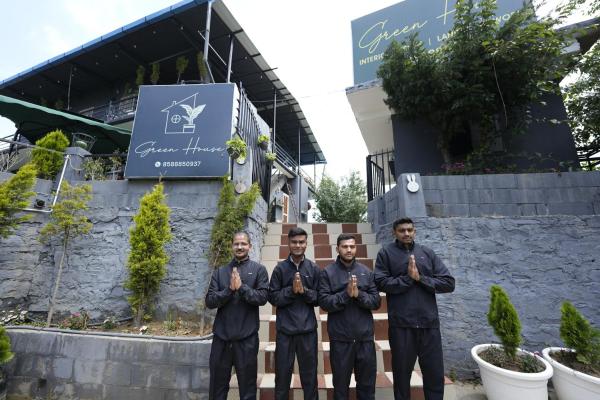 Green House Luxury Home Stay - Mukteshwar