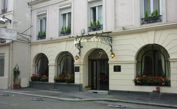 Hotel Des Arts - Cite Bergere - Rosny-sous-Bois