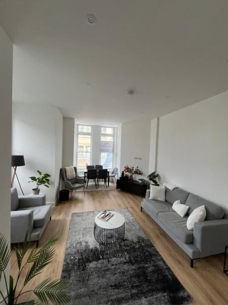 New Margate Apartment By The Sea - Margate