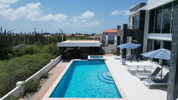 Ocean View Mansion 8 Min To Palm Beach - Aruba