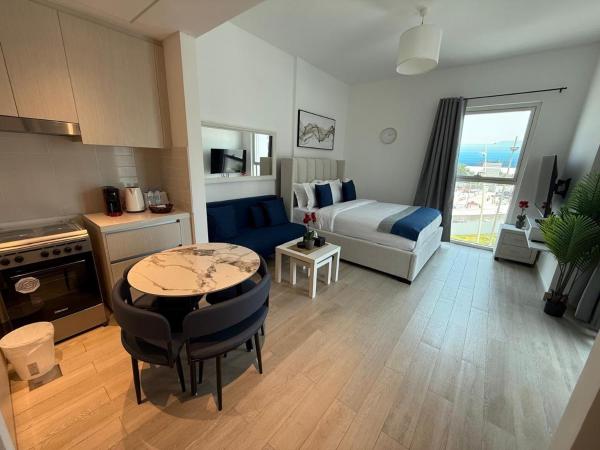 Stylish Yas Island Studio Near Seaworld - Abu Dhabi