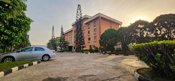 Villa Park Hotel And Suites - Lagos, Nigeria