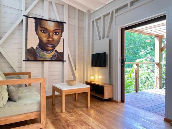 Les Cottages Est Et Ouest Coco Cannelle - Deshaies