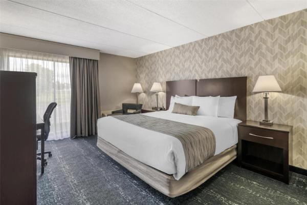 Best Western Plus Keene Hotel - Keene, NH