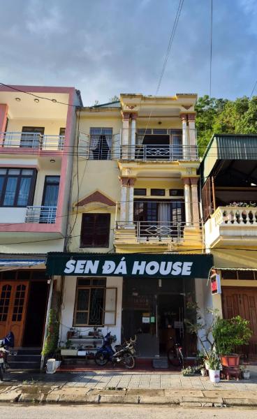 Sen Đá House - Vietnam