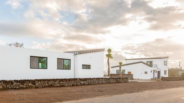 Jeju Iolle Kids Pool Villa - Jeju-si