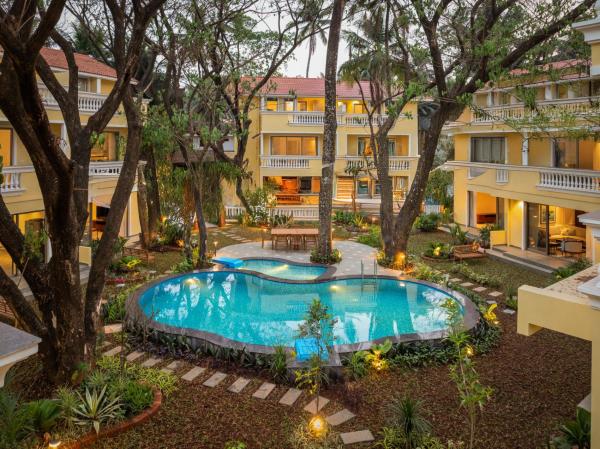 Elivaas Kensho Hibiscus 3-bhk Villa With Common Pool, Plunge Pool & Lift Near Popular Beaches - Goa